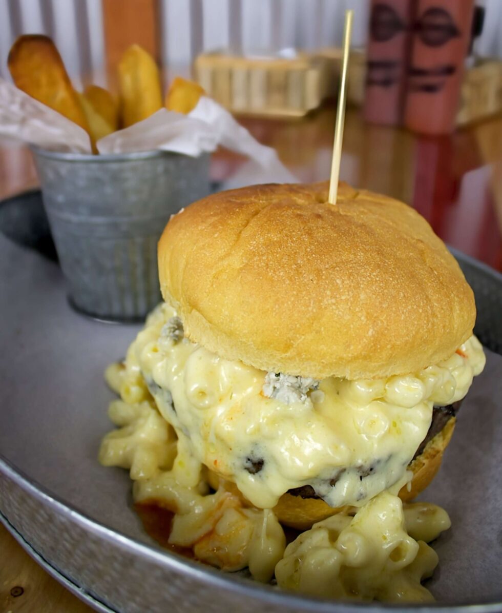 Buffalo Macaroni Cheese Burger | Untoasted
